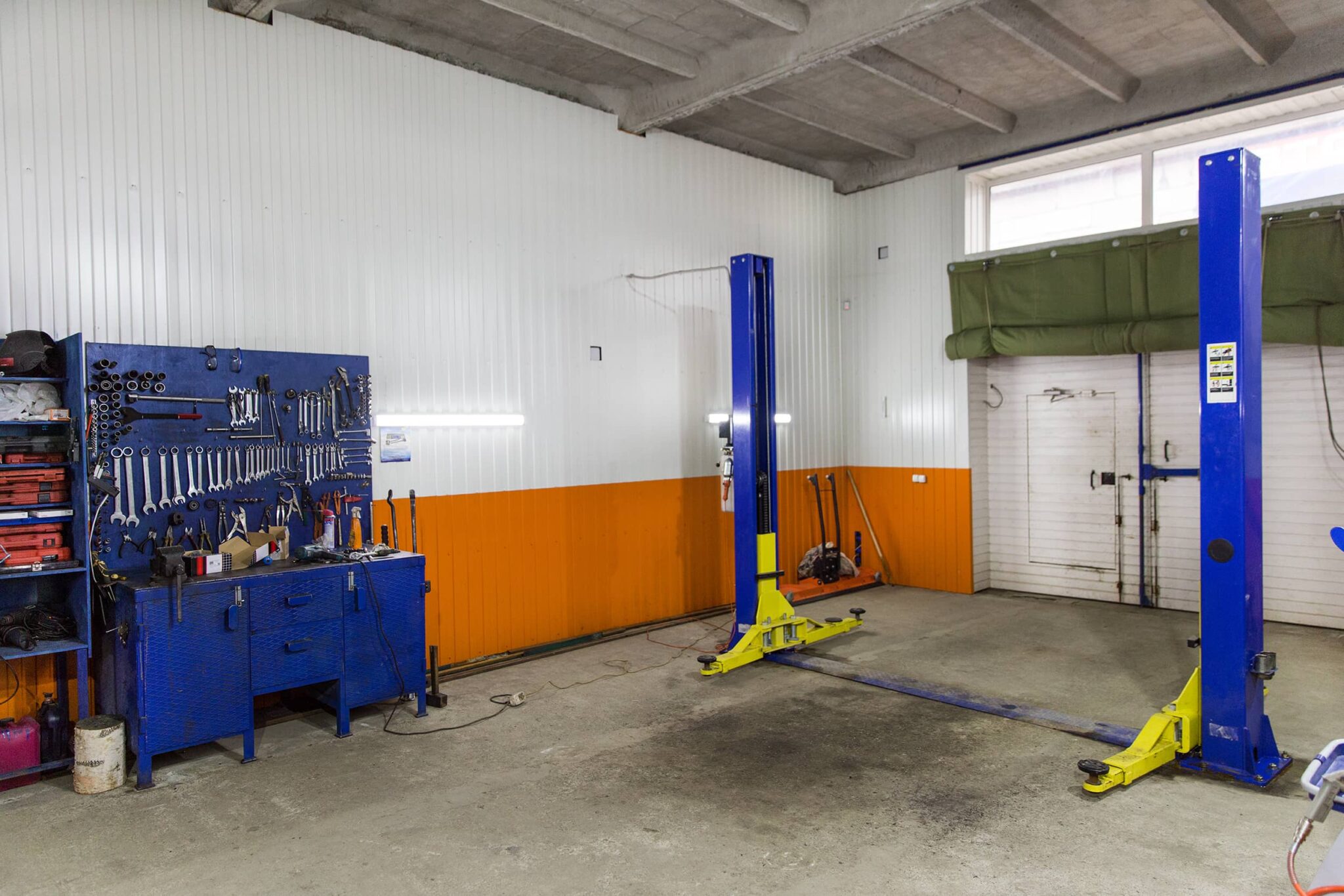 Car Lift Inspections | Car Lift Inspector | Car Hoist Inspection